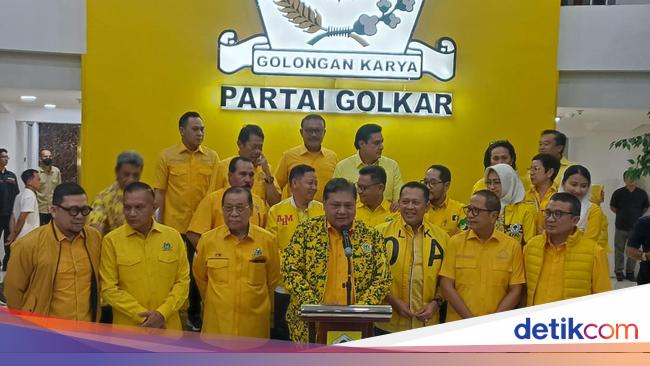 Kata Airlangga Soal Jokowi Merapat ke Golkar Kata Airlangga Soal Jokowi Merapat ke Golkar
