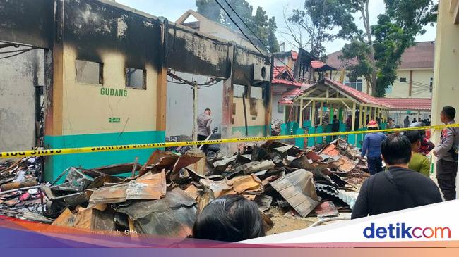 4 Ruangan RSUD Dunda Limboto Gorontalo Terbakar Diduga Akibat Korselting