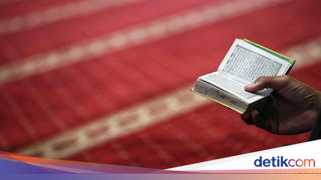 9 Keutamaan Membaca Al-Qur'an di Bulan Ramadhan: Syafaat-Pahala Berlimpah