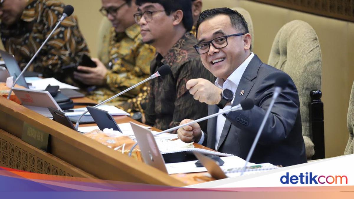 Akan Diatur di PP, ASN Pria Bisa Dapat 'Cuti Ayah' Saat Istri Melahirkan