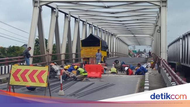 Jembatan Comal Pemalang Diperbaiki, Arus Lalu Lintas Dialihkan