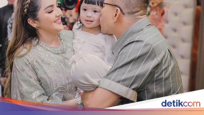 Gaya Anang Hermansyah Makan di Warteg hingga Restoran Mewah