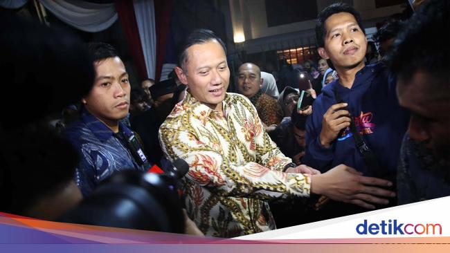 Airlangga, Zulhas dan AHY Sambangi Rumah Prabowo Jelang Pengumuman KPU Airlangga, Zulhas dan AHY Sambangi Rumah Prabowo Jelang Pengumuman KPU