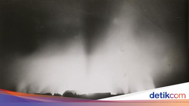 Sejarah Bandung Lautan Api, Ledakan di Dayeuhkolot-Monumen Peringatannya