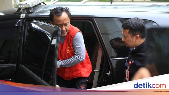 Buronan Kasus Korupsi Pembangunan JLS Cilegon Ditangkap Kejaksaan Buronan Kasus Korupsi Pembangunan JLS Cilegon Ditangkap Kejaksaan