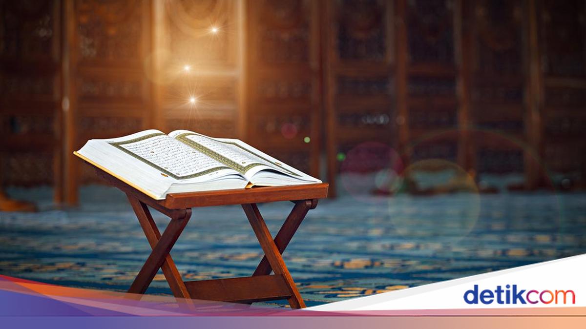Pengertian Iman Kepada Kitab Allah Beserta Dalil, Hikmah, dan Contohnya