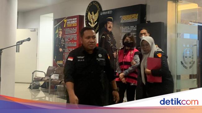 Kejagung Sita Rp 10 M dan Dolar Singapura Saat Geledah Kantor-Rumah ...