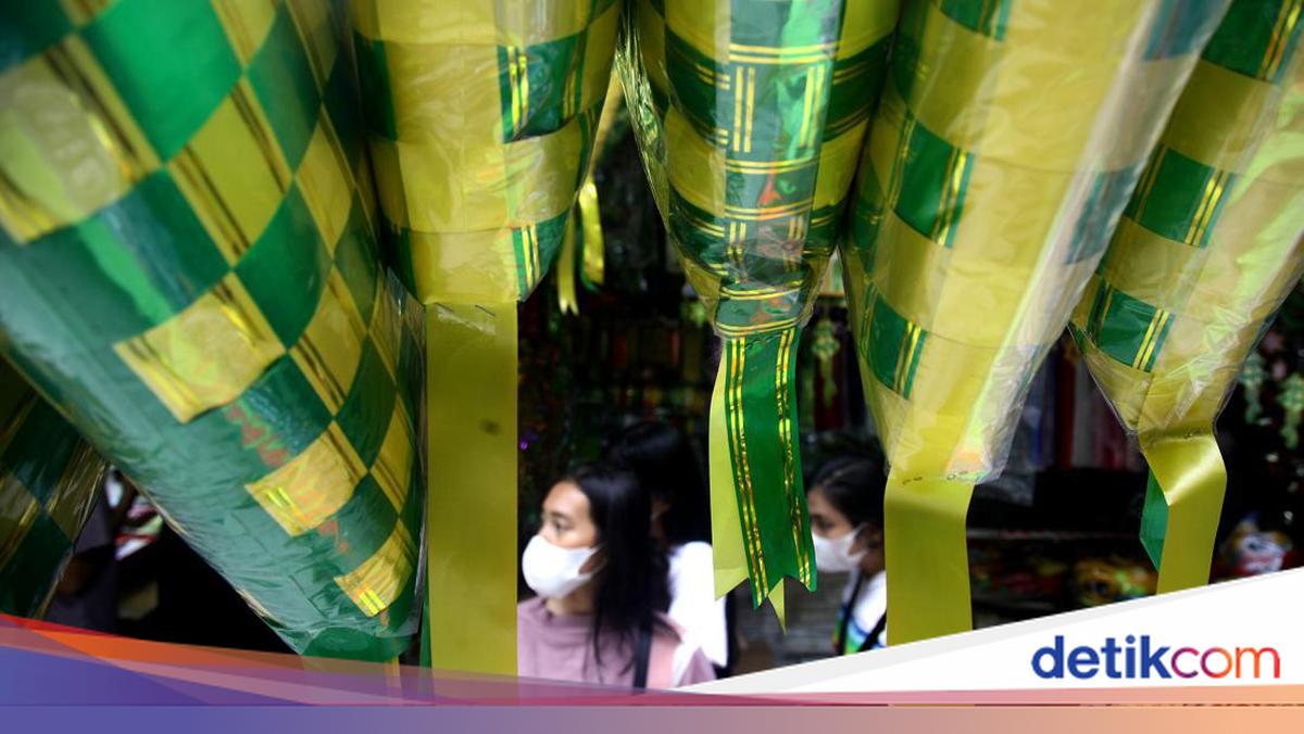Berburu Pernik-pernik Lebaran di Pasar Asemka