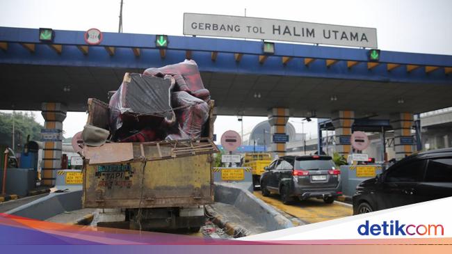 Truk Ugal-ugalan Biang Kerok Kecelakaan di Tol Halim, Kemenhub Buka Suara Truk Ugal-ugalan Biang Kerok Kecelakaan di Tol Halim, Kemenhub Buka Suara