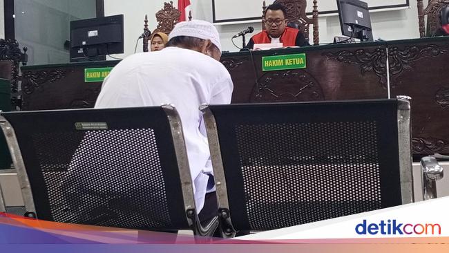 Kekejaman Yosep Bunuh Tuti-Amel yang Tergambar dalam Sidang Dakwaan