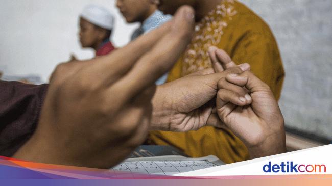 Kala Sahabat Tuli Belajar Tadarus dalam Kesunyian