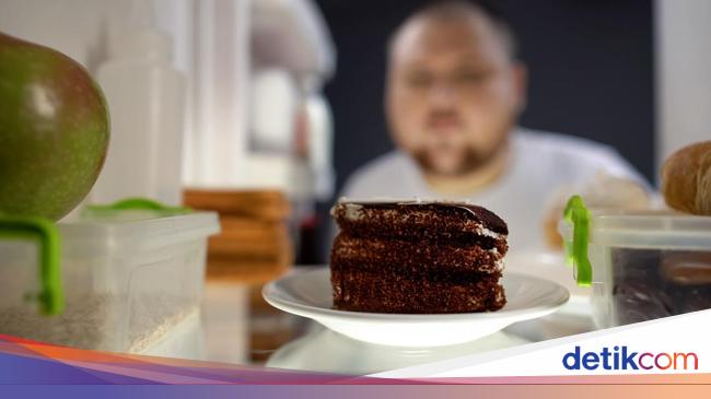 Ini 5 Ilmiah Alasan Mengapa Orang Sering Lapar di Malam Hari