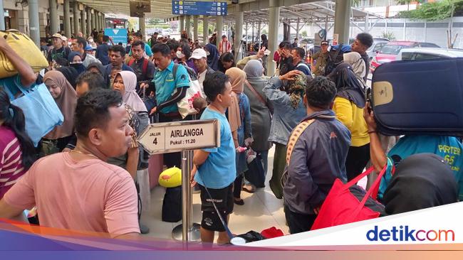 32 Ribu Orang Sudah Mudik Naik Kereta dari Daop 1 Jakarta