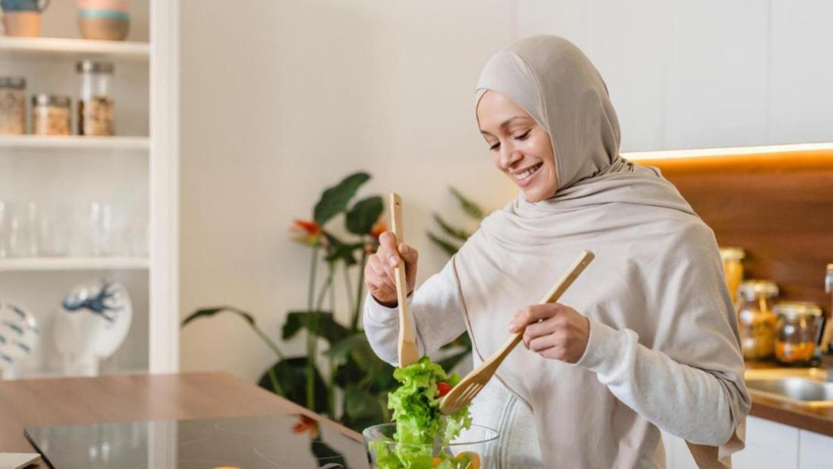 Imun Terjaga Saat Puasa di Cuaca Ekstrem, Ini Caranya
