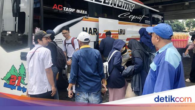 Penumpang di Terminal Arjosari Malang Mulai Meningkat Jelang Lebaran
