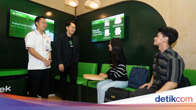 Melihat Customer Lounge Gojek di Stasiun Whoosh Halim