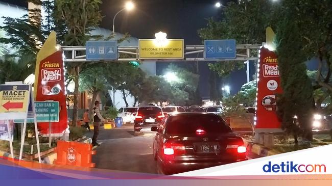 Volume Kendaraan Tol Cipali Mulai Meningkat