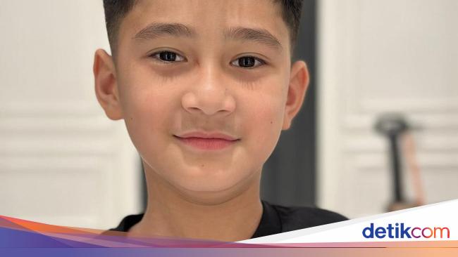 Foto Rafathar Usai Potong Rambut, Ganteng Disebut Mirip Siwon Hingga ...