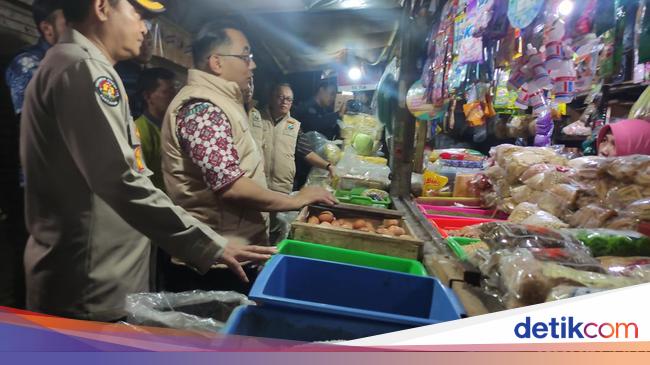 Sidak ke Pasar Larangan Sidoarjo, Ini Temuan Satgas Pangan Polda Jatim Sidak ke Pasar Larangan Sidoarjo, Ini Temuan Satgas Pangan Polda Jatim