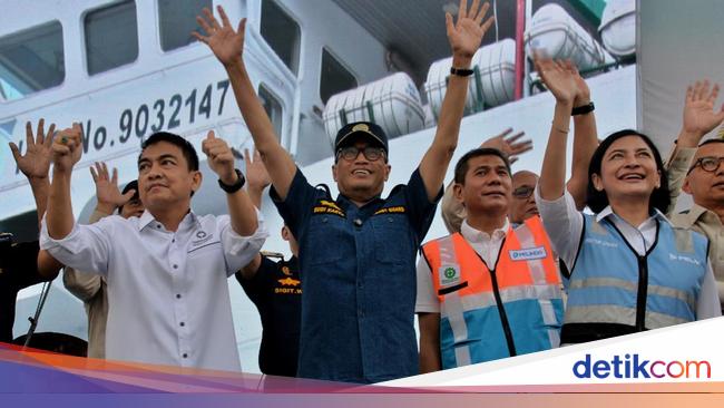 Menhub Lepas Keberangkatan Pertama Mudik Gratis Naik Kapal Laut