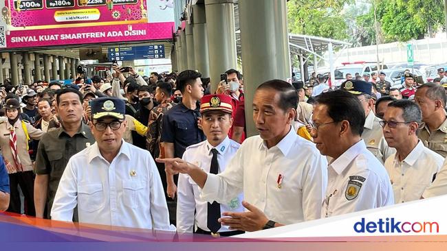 Jokowi Buka Suara soal Kepadatan Pemudik di Pelabuhan Merak