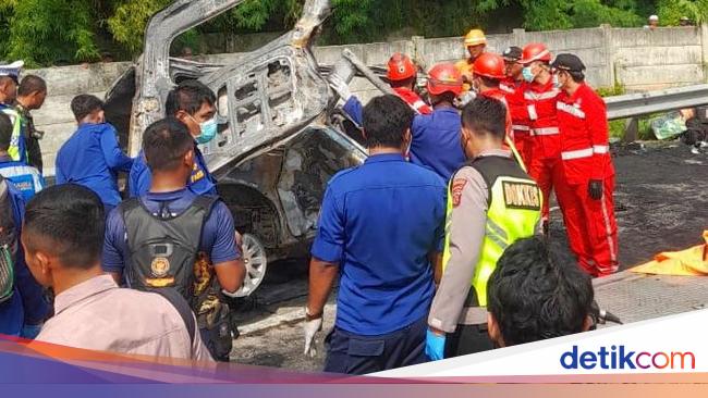 Kondisi Dua Korban Luka Kecelakaan Maut Km 58 Tol Cikampek