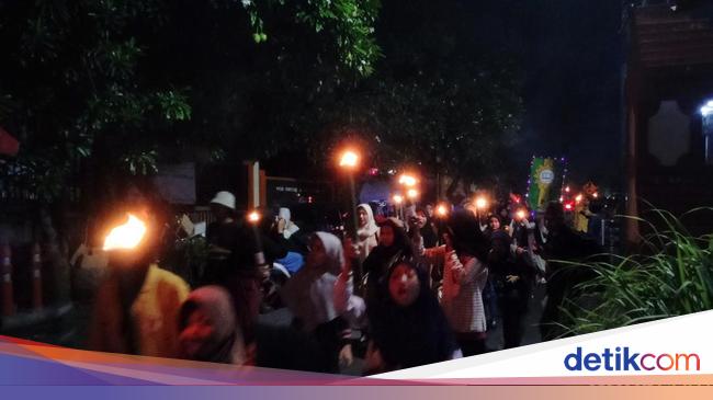 Lafaz Takbir Idul Fitri Beserta Waktu untuk Membacanya