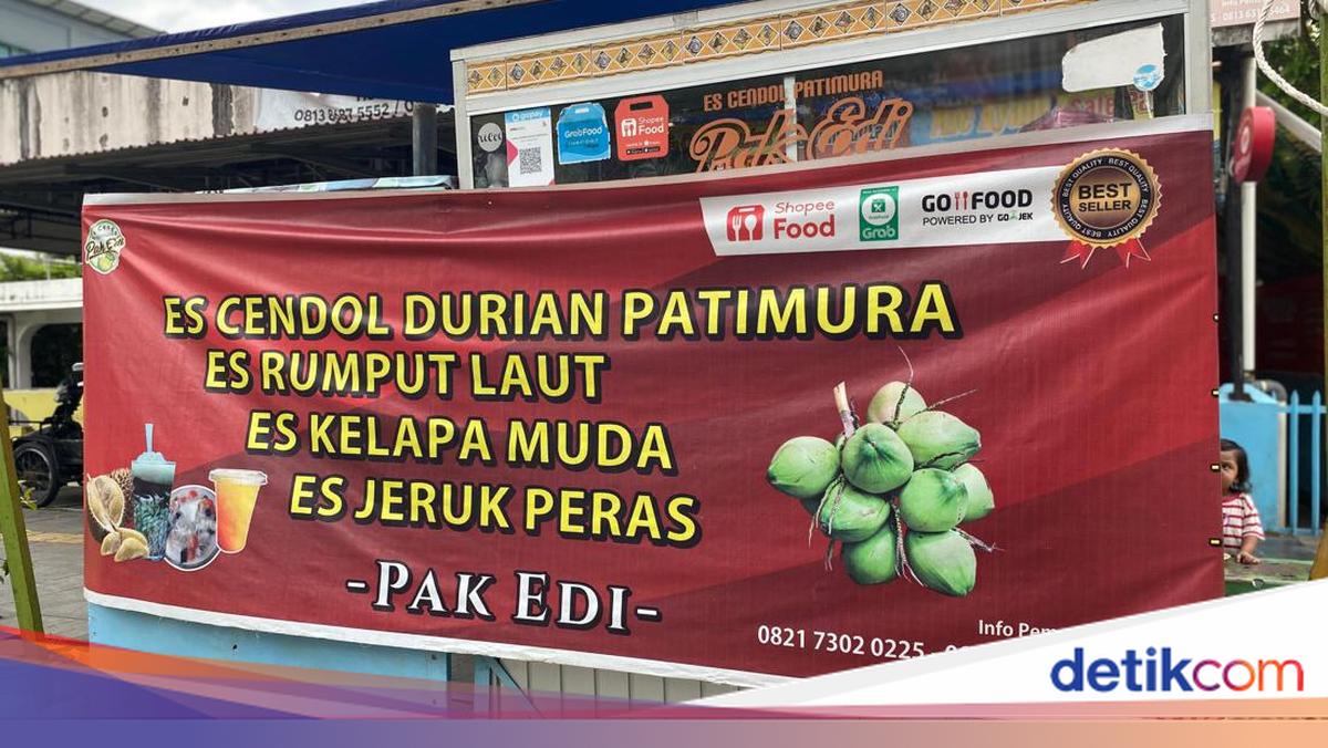 Segar! Es Cendol Durian dan Es Rumput Laut yang Legendaris di Padang