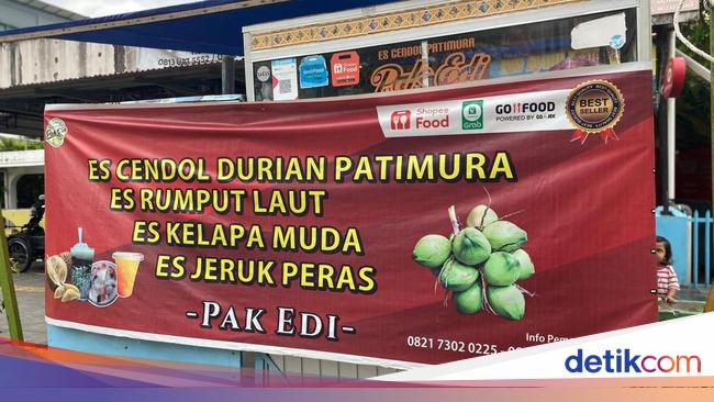 Segar! Es Cendol Durian dan Es Rumput Laut yang Legendaris di Padang