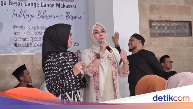 Ketua DPRD Sulsel Andi Ina Minta Restu Keluarga untuk Maju di Pilkada Barru Ketua DPRD Sulsel Andi Ina Minta Restu Keluarga untuk Maju di Pilkada Barru