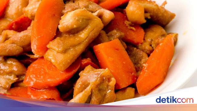 Resep Tumis Ayam dan Wortel yang Gurih Segar Untuk Lauk Nasi