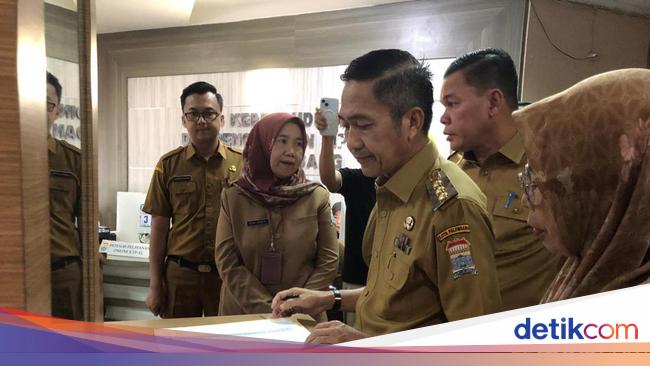 Pj Walkot Palembang Sidak ASN Masuk Kerja Usai Libur Lebaran