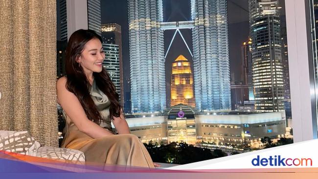 Ayu Ting Ting Sebut Tak Ada Lagi Air Mata Usai Putus dari Muhammad Fardhana