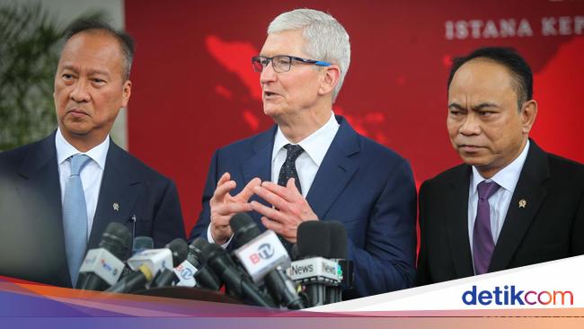 Tim Cook Ungkap Jokowi Ingin Ada Pabrik Apple di Indonesia