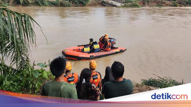 Lansia di Muratara Hilang Terbawa Banjir Luapan Sungai