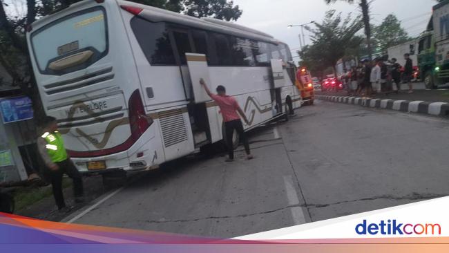 Laka Karambol Libatkan 3 Kendaraan di Lingkar Jepang Kudus