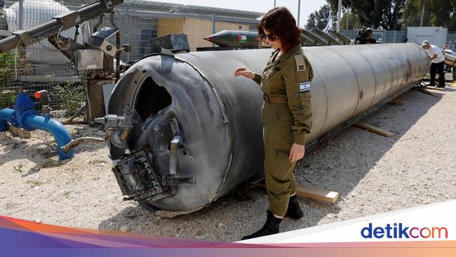 Israel Pamerkan Rudal Iran yang Diklaim Berhasil Dicegat, Ini Wujudnya