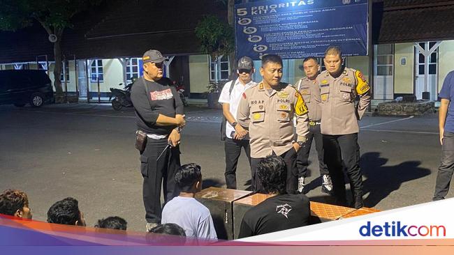 3 Barak Narkoba di Binjai Digerebek, 10 Orang Ditangkap-7 Positif Narkoba 3 Barak Narkoba di Binjai Digerebek, 10 Orang Ditangkap-7 Positif Narkoba