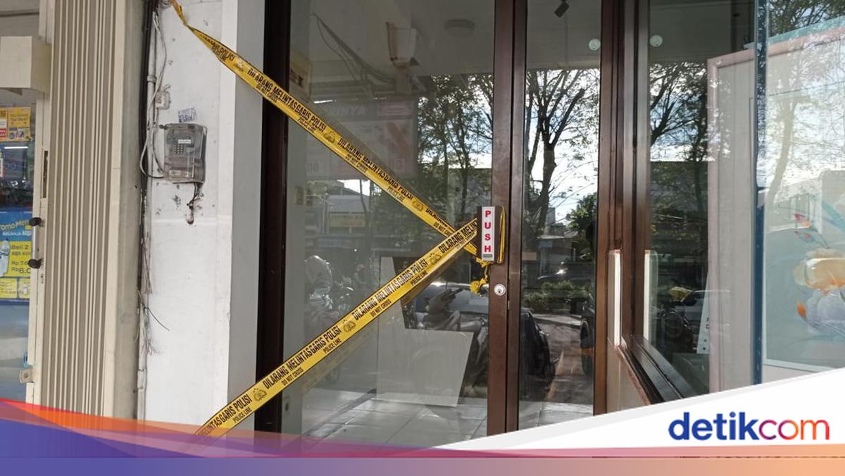 Ruko di Kelapa Gading TKP Wanita Hamil Tewas Dibunuh Digaris Polisi