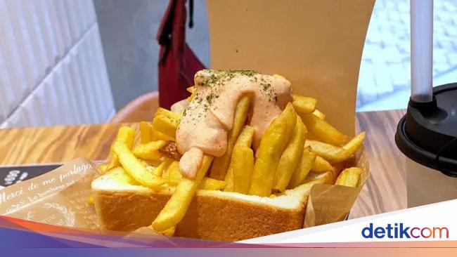Kombinasi Unik Roti dan Kentang Goreng yang Cuma Ada di Jepang