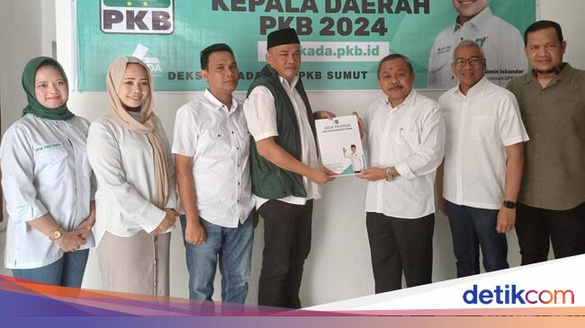 Edy Rahmayadi Ambil Formulir Pendaftaran Pilgub Sumut ke PKB Edy Rahmayadi Ambil Formulir Pendaftaran Pilgub Sumut ke PKB