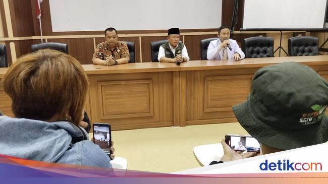 Beredar Kabar Mantan Bupati Kuningan Wafat, Ini Faktanya