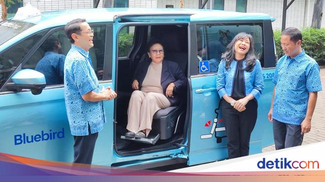 Armada Baru BlueBird untuk Kaum Difabel, Pakai Toyota Voxy