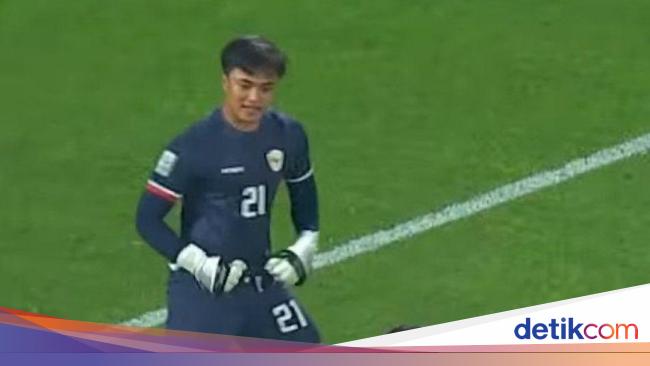 Ernando Ari Cosplay Emi Martinez, Dulu Dapat Jersei Kini Selebrasi Ernando Ari Cosplay Emi Martinez, Dulu Dapat Jersei Kini Selebrasi