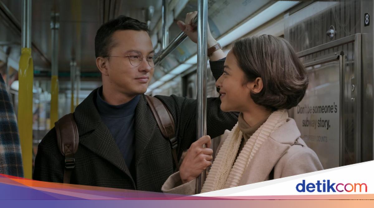 10 Film Indonesia Romantis yang Bikin Baper, Wajib Nonton!