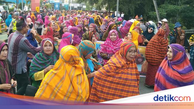 Festival Rimpu Bima Kembali Masuk Karisma Event Nusantara Kemenpar 2025