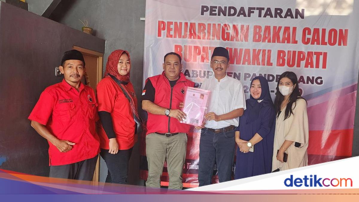Aktivis Antikorupsi Serahkan Formulir Penjaringan Cabup Pandeglang ke PDIP