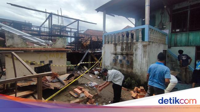 Satu Rumah di Palembang Hangus Terbakar, Rozali Tewas-2 Lainnya Luka