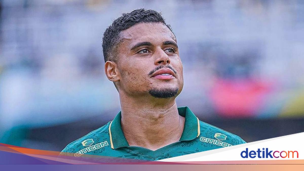 Liga 1: Tanda Tanya Pesan Haru Pemain Persebaya Yan Victor