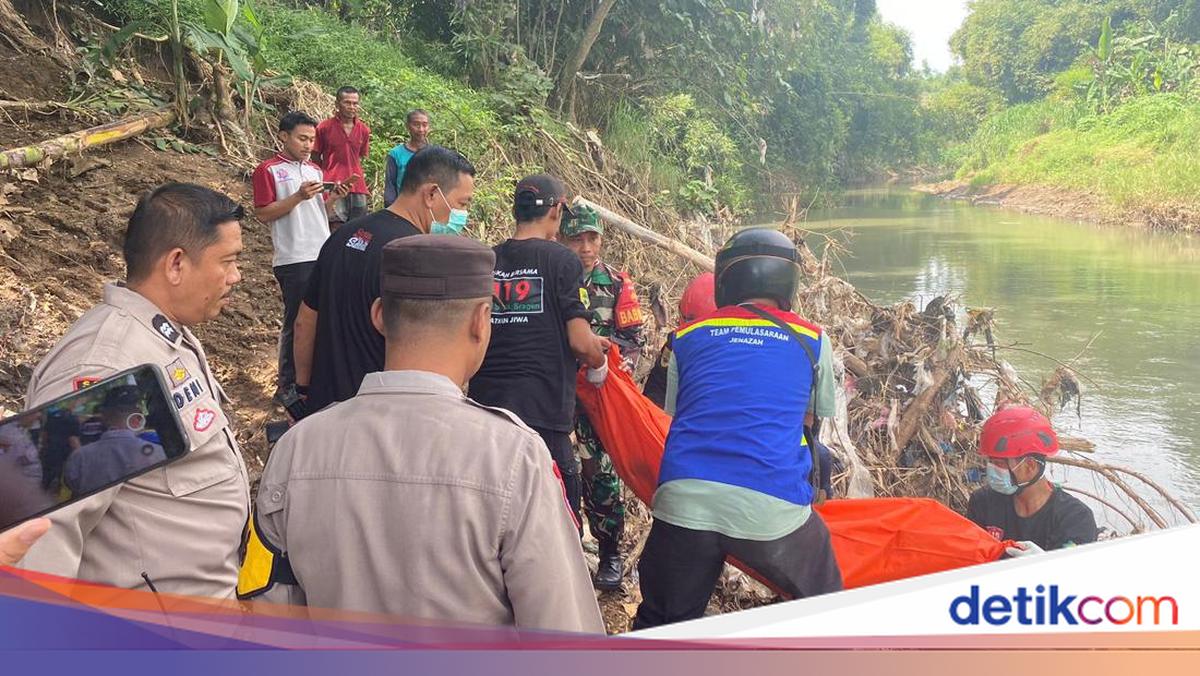 Mayat Wanita Telanjang Mengambang di Sungai Mungkung Sragen